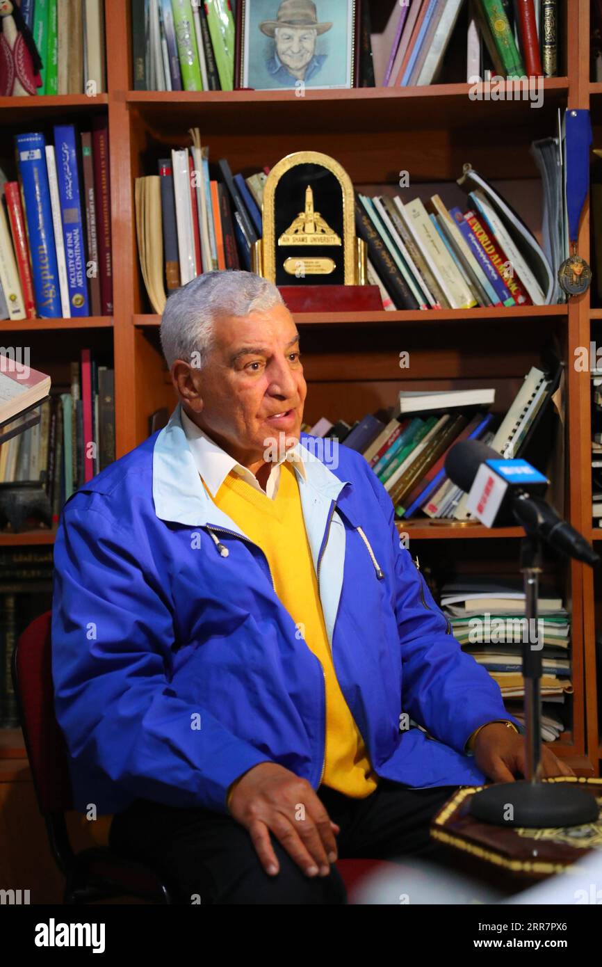 Egyptian archaeologist hi-res stock photography and images - Alamy