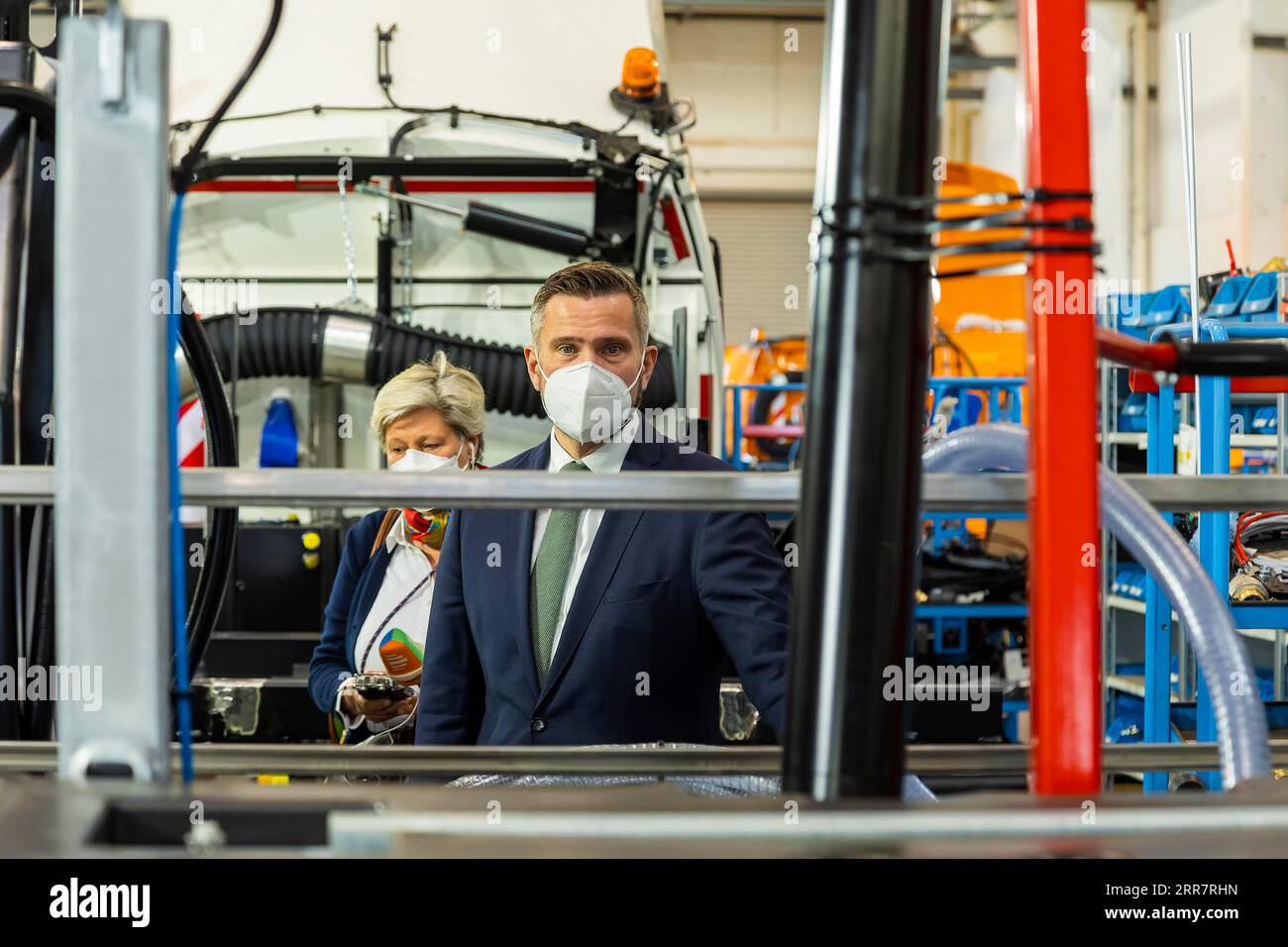 Hydrogen is regarded as the energy carrier of the future and a key ...