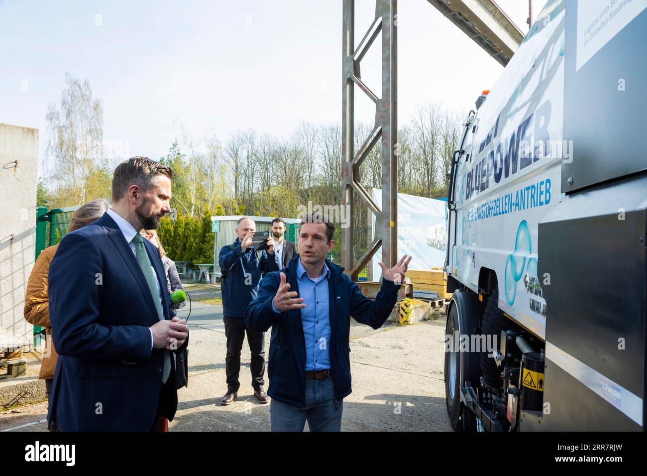 Hydrogen is regarded as the energy carrier of the future and a key ...