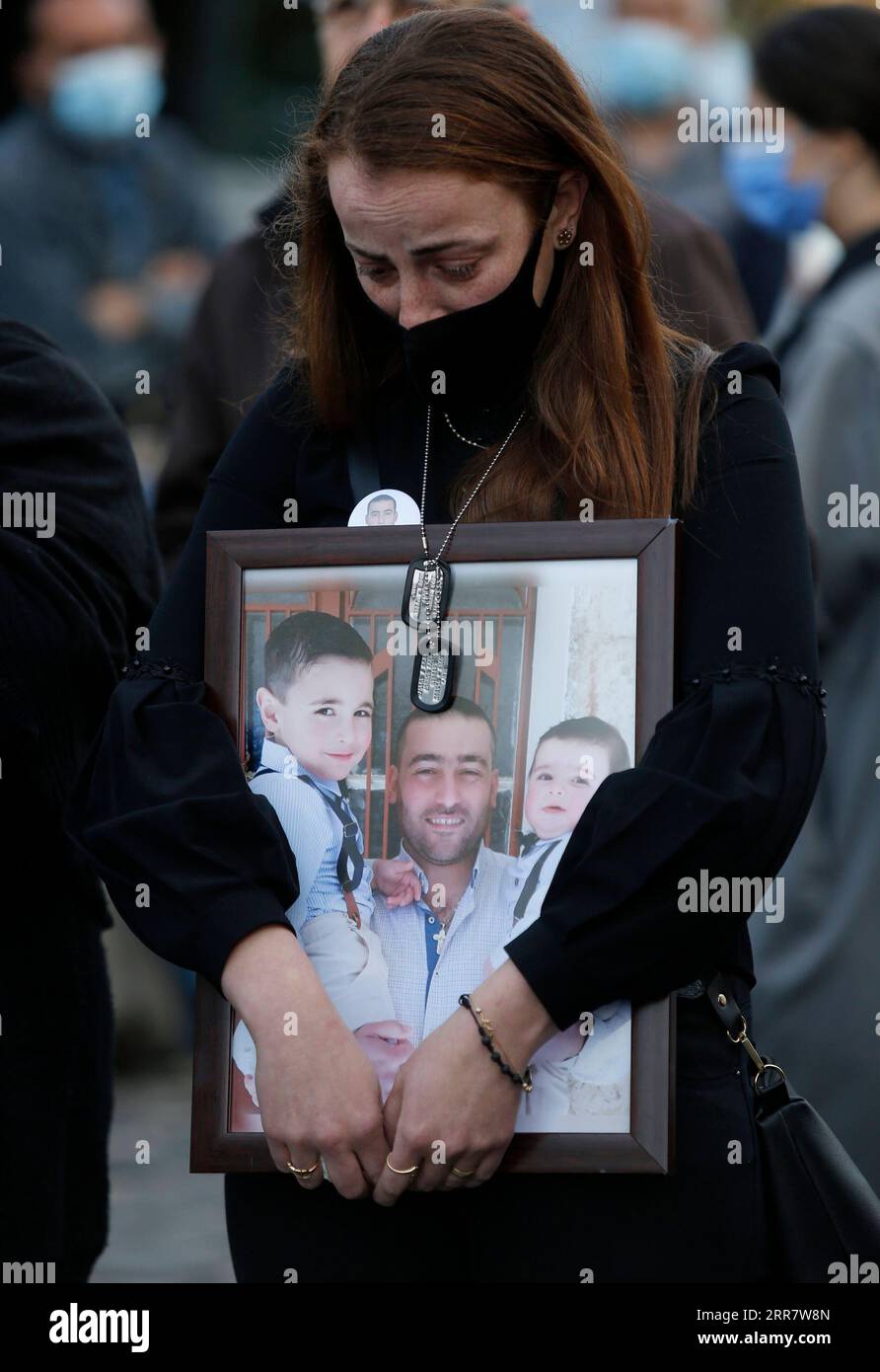 Explosion families sit in hi-res stock photography and images - Alamy