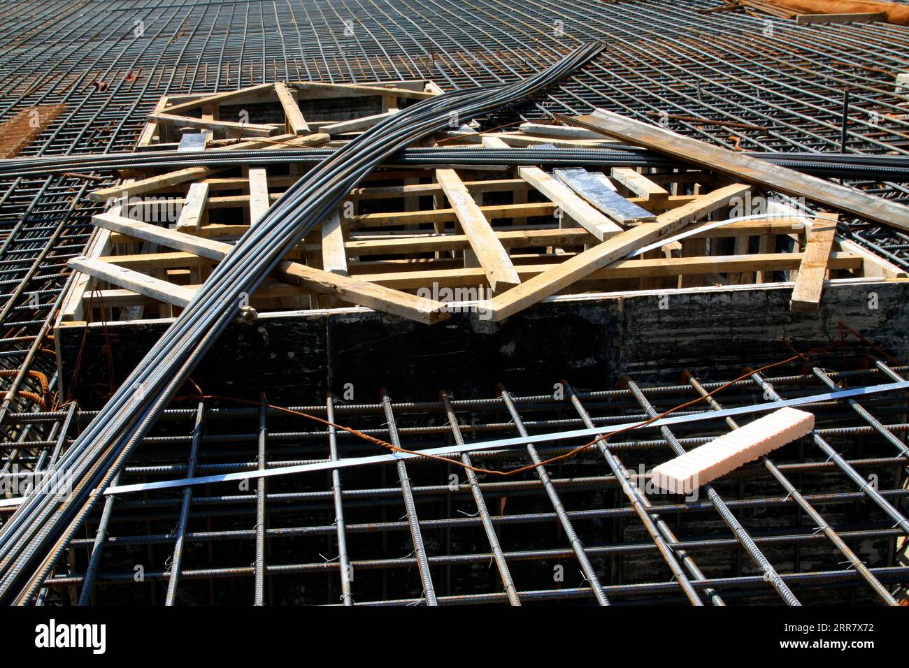 Reinforced concrete casting framework on the construction site Stock ...