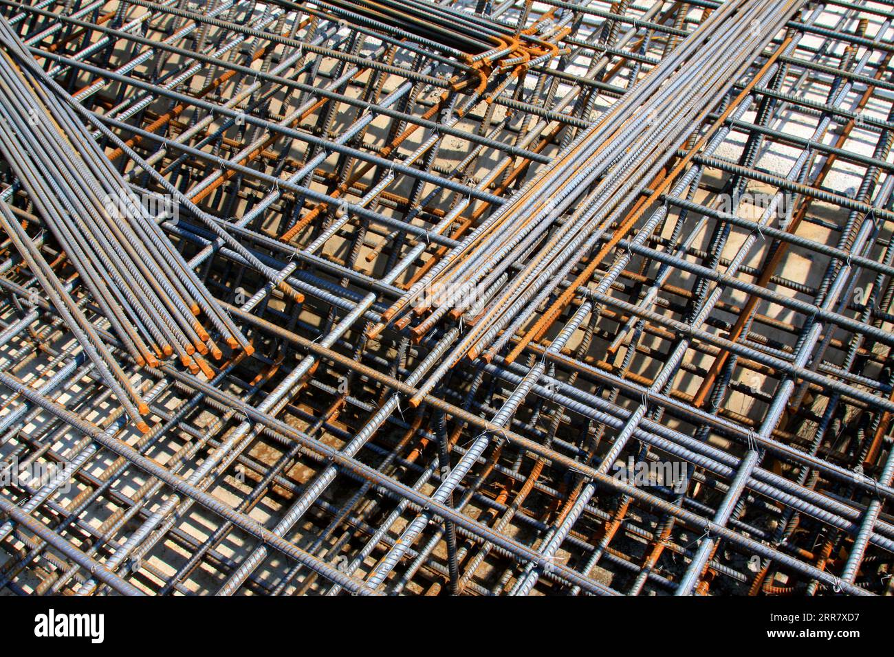 Rebar piled up together, in the construction site Stock Photo - Alamy