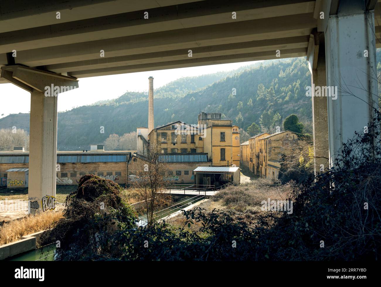 A textile colony of classic industrial architecture, symbols of its era ...