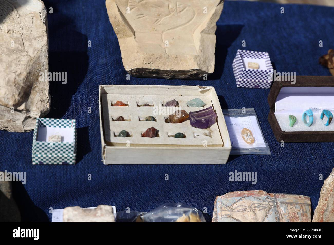 Lost relics hi-res stock photography and images - Alamy