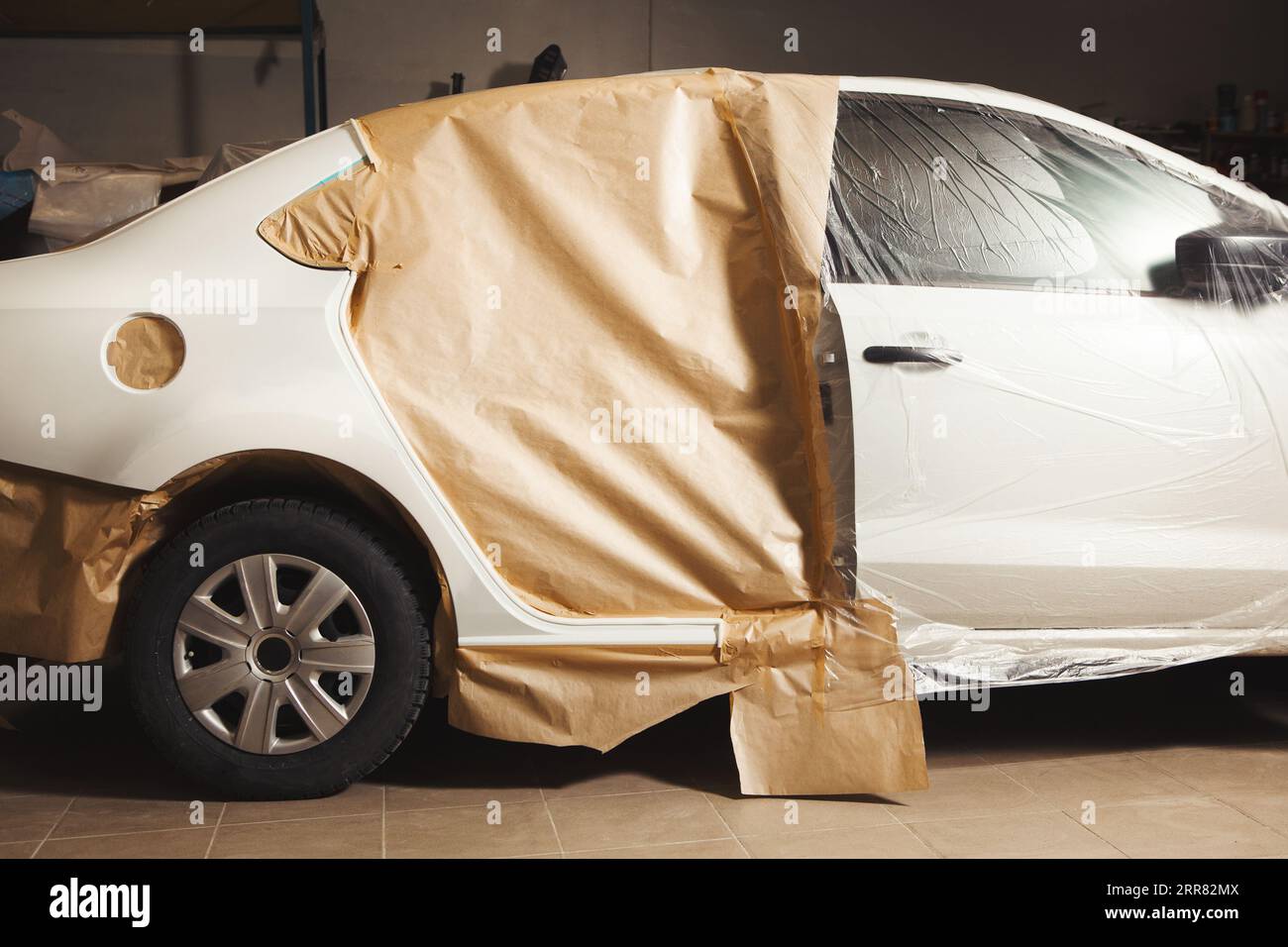 Repairing car body, surface preparation for spray painting Stock Photo ...