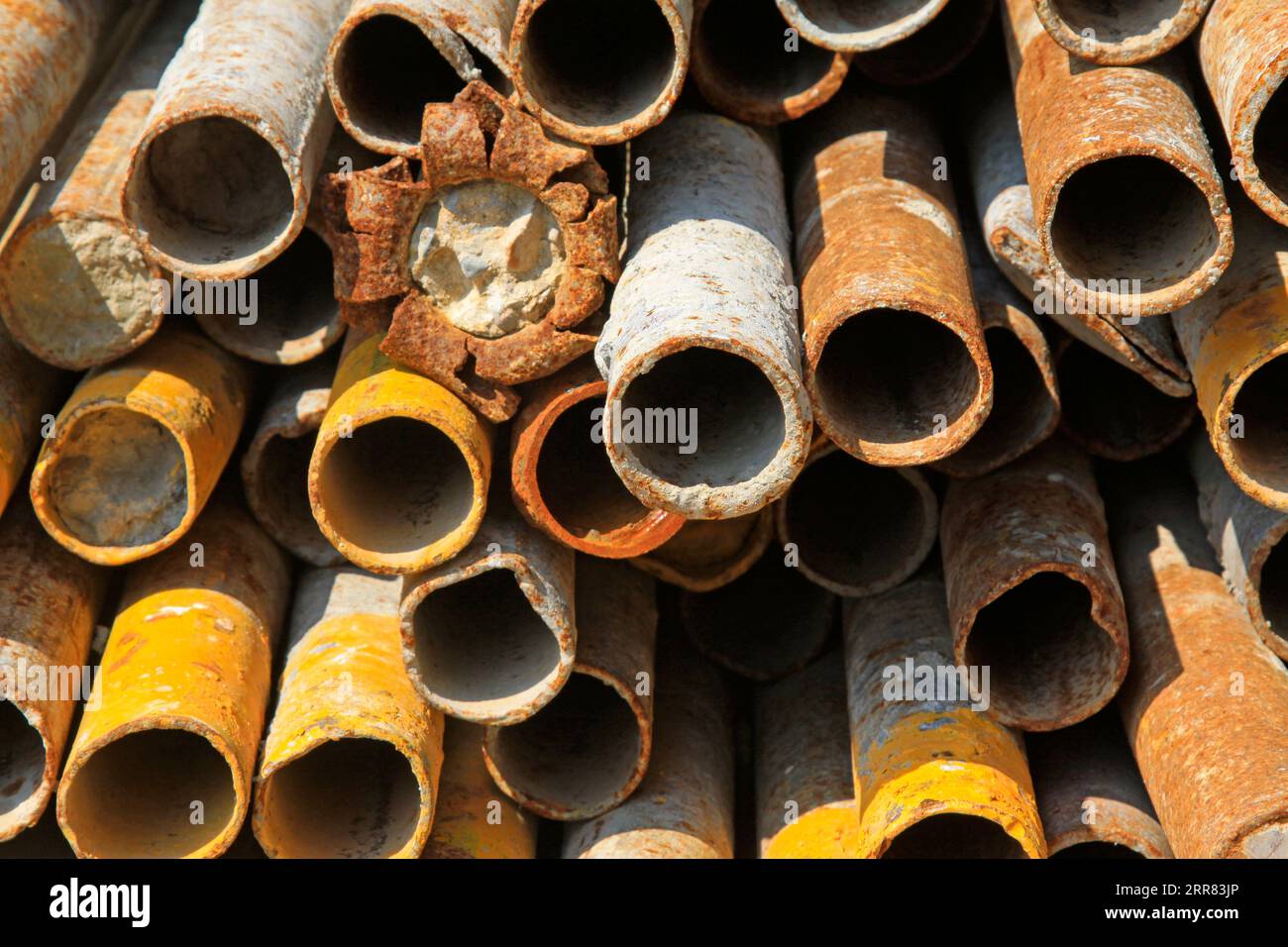 Mixed construction waste hi-res stock photography and images - Alamy