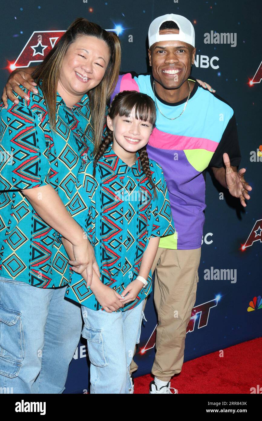 Celebrity parent hi-res stock photography and images - Alamy