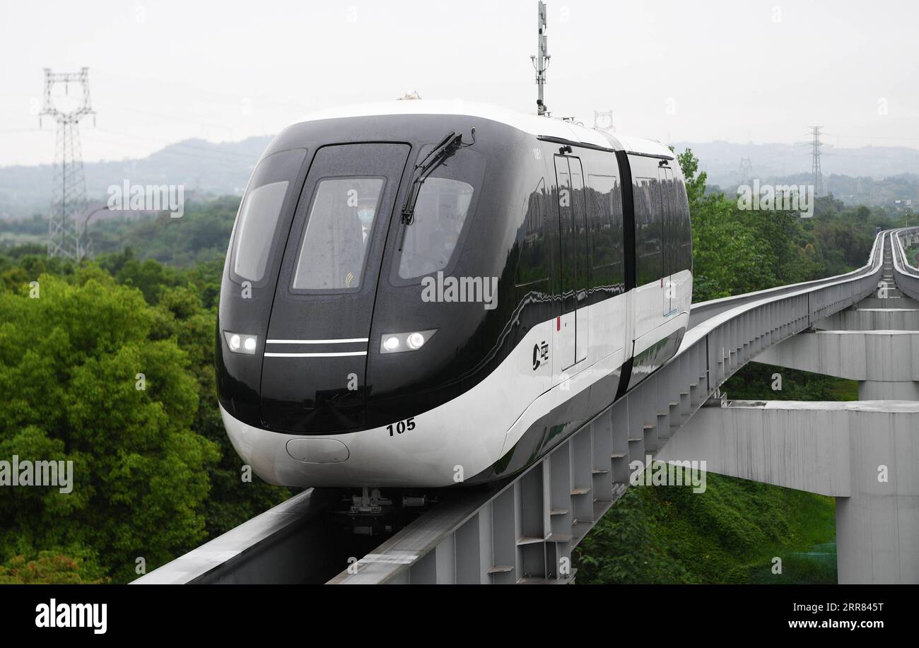 210416 -- CHONGQING, April 16, 2021 -- Photo taken on April 16, 2021 ...