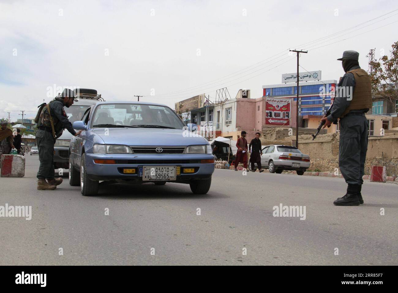 210419 -- GHAZNI, April 19, 2021 -- Afghan national police members ...