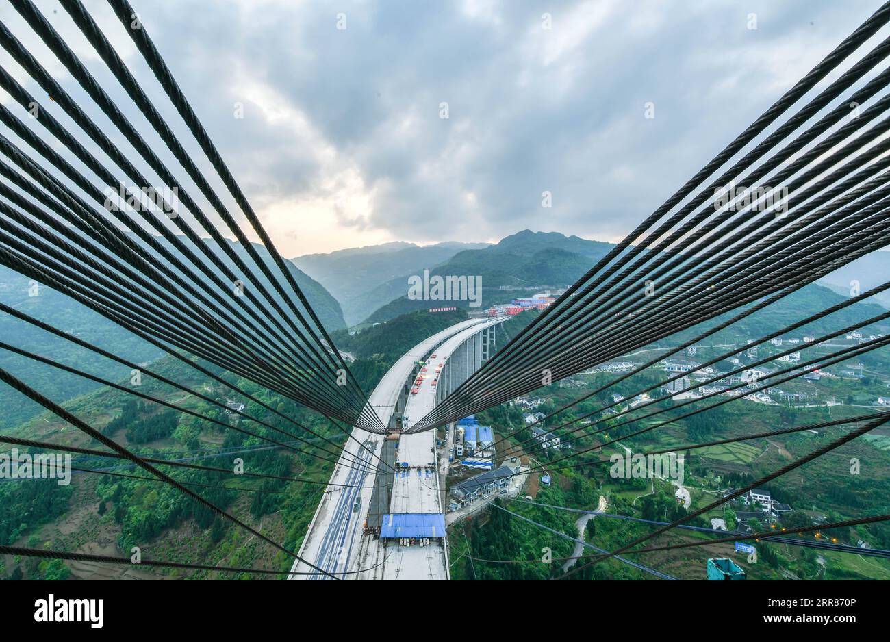 427 meters hi-res stock photography and images - Alamy