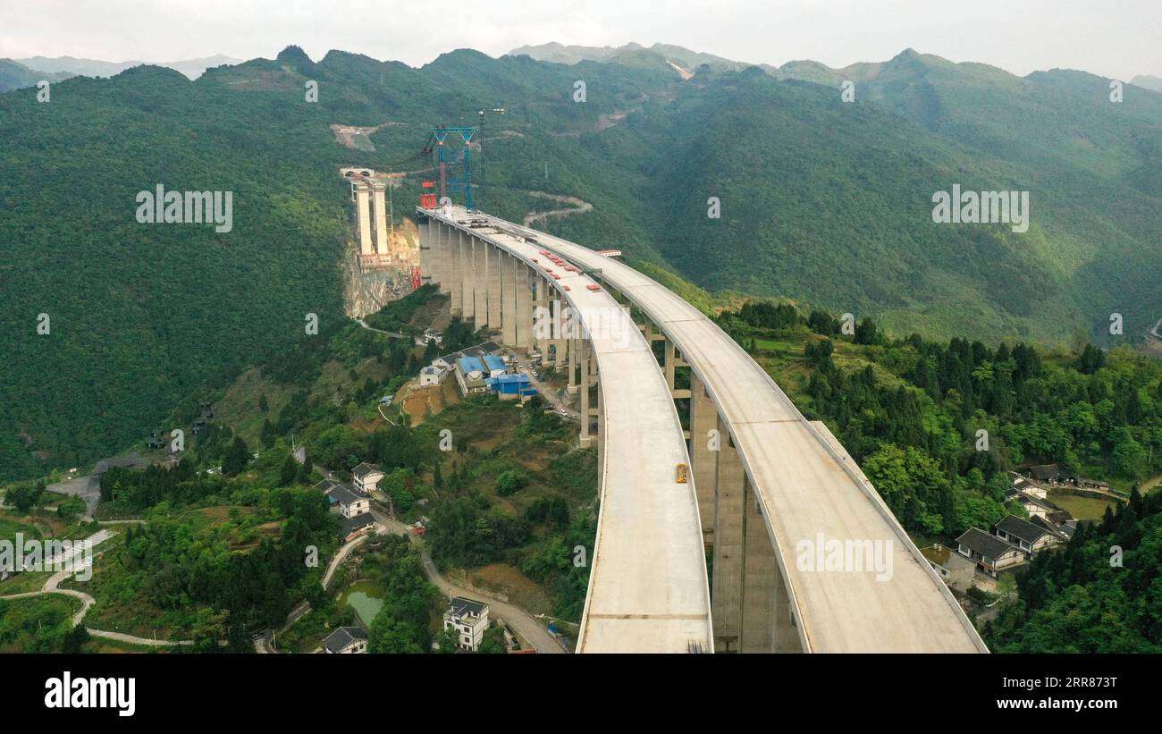 427 meters hi-res stock photography and images - Alamy