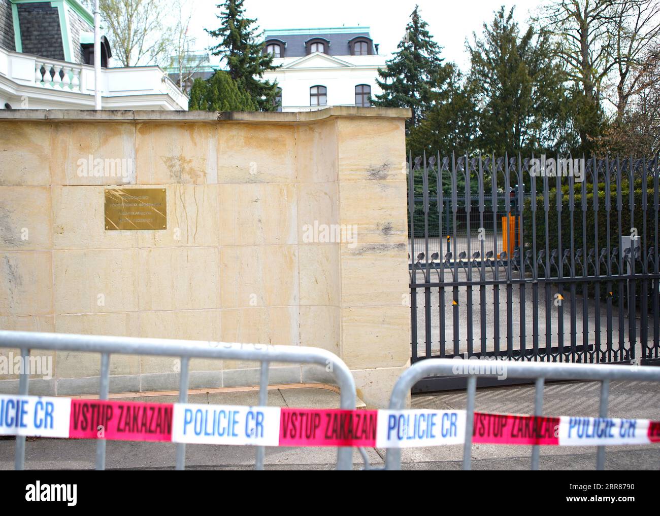 Employes number limit hi-res stock photography and images - Alamy