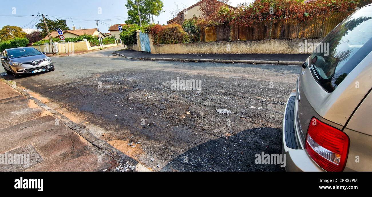 Fire scars, aftermath of street riots, Bron, France Stock Photo - Alamy