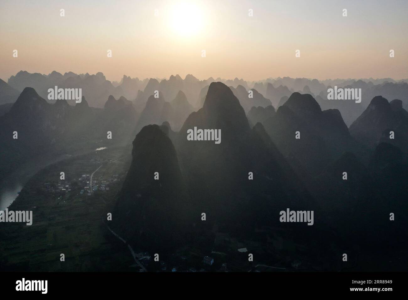 210425 -- GUILIN, April 25, 2021 -- Aerial photo taken on May 19, 2020 ...