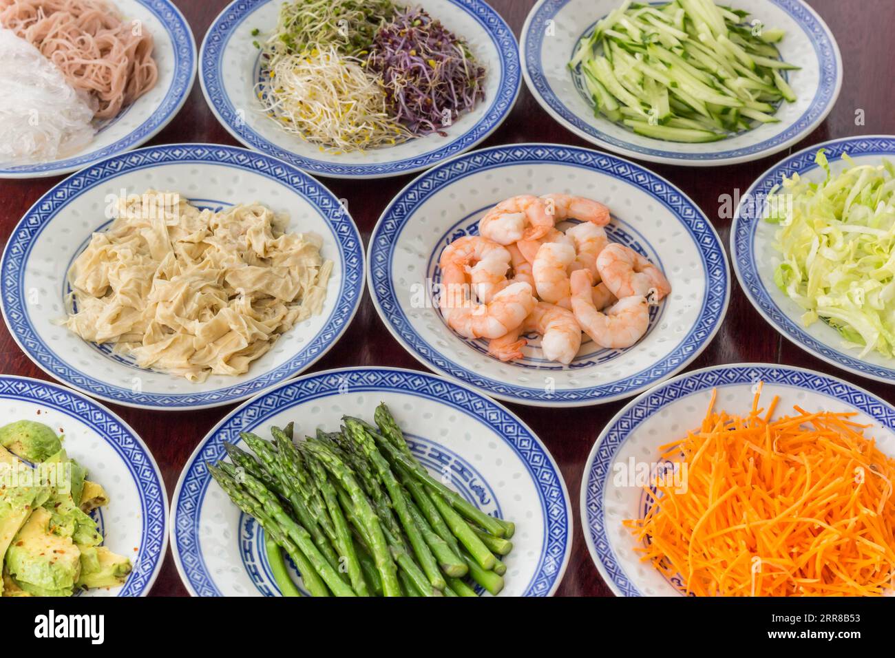 Prawns, raw vegetables and tofu for traditional asian cooking Stock ...