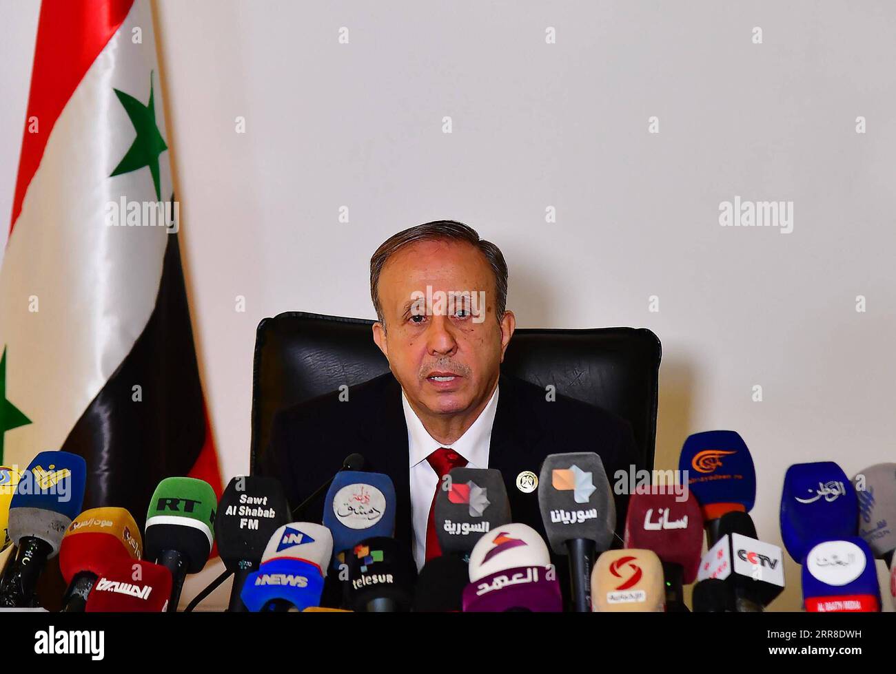 Presidential approval hi-res stock photography and images - Alamy