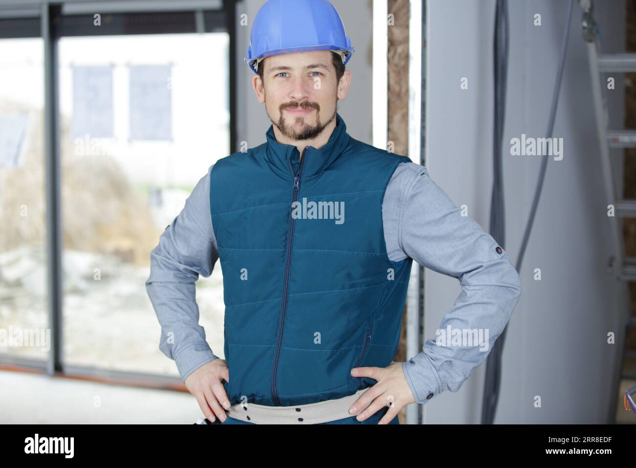Handsome hispanic contractor hard hat hi-res stock photography and ...