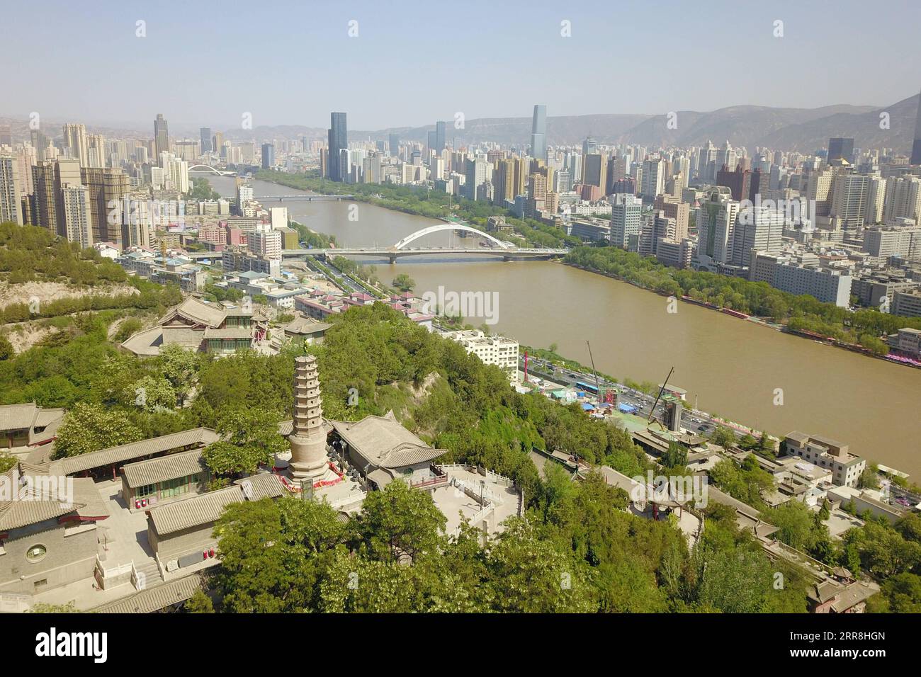 210509 -- LANZHOU, May 9, 2021 -- Aerial photo taken on May 8, 2021 ...