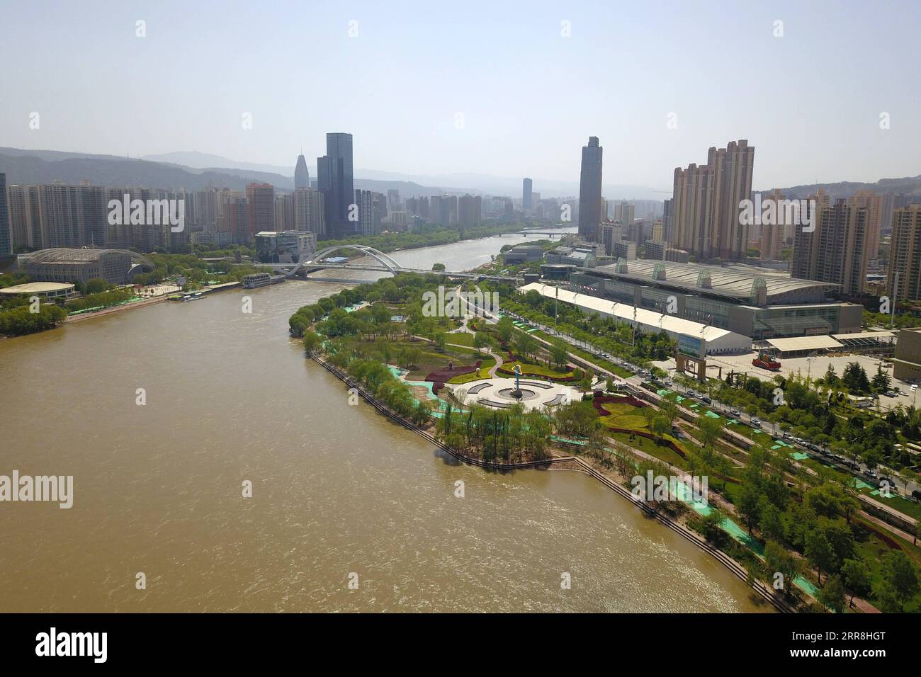 210509 -- LANZHOU, May 9, 2021 -- Aerial photo taken on May 8, 2021 ...