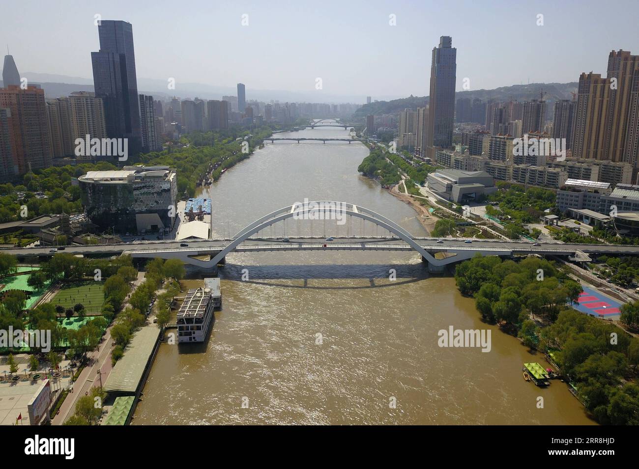 210509 -- LANZHOU, May 9, 2021 -- Aerial photo taken on May 8, 2021 ...