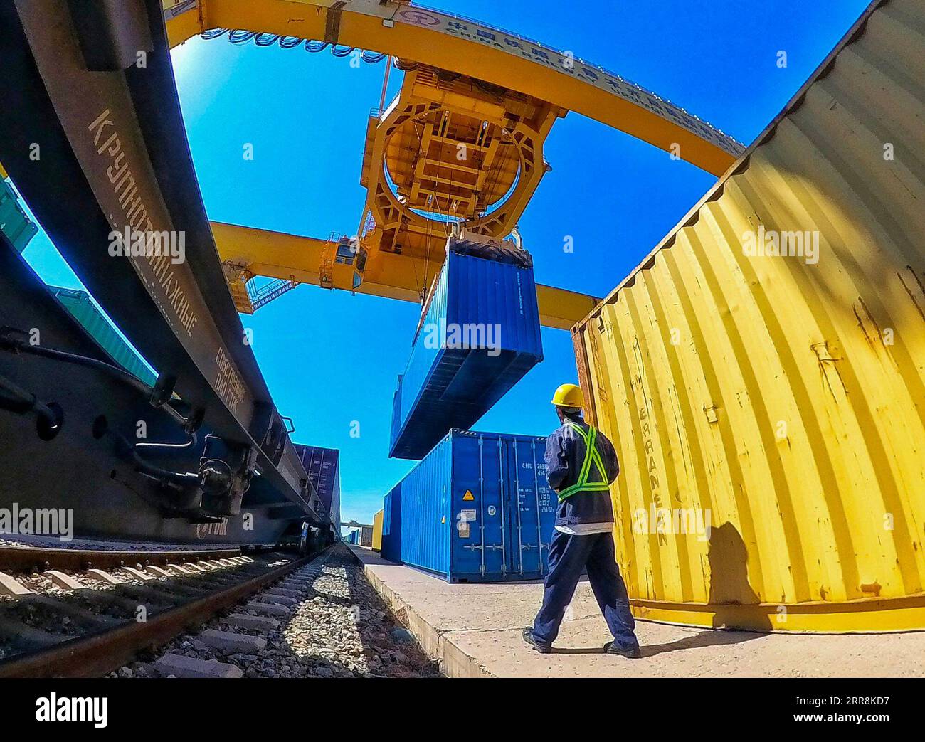 Horgos, China's Xinjiang Uygur Autonomous Region. 6th Sep, 2023. A ...