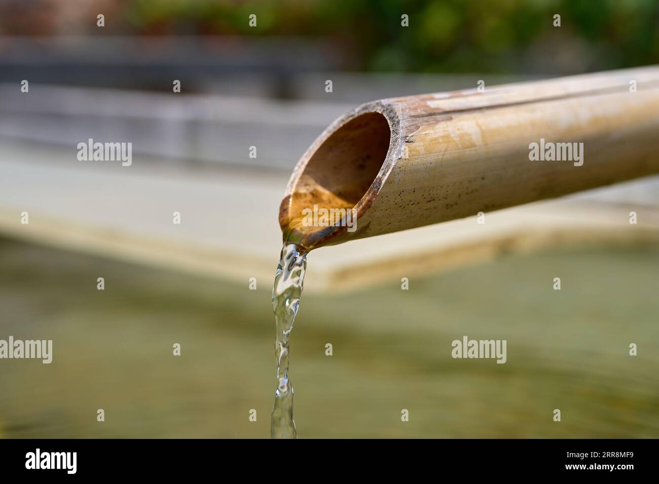 Bamboo water pipe hi-res stock photography and images - Alamy