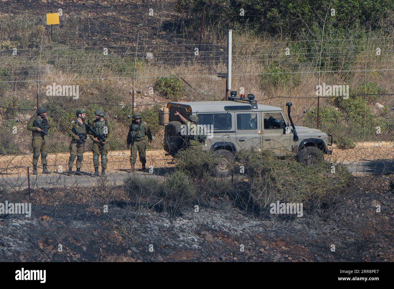 Israeli soldiers near lebanese border hi-res stock photography and ...