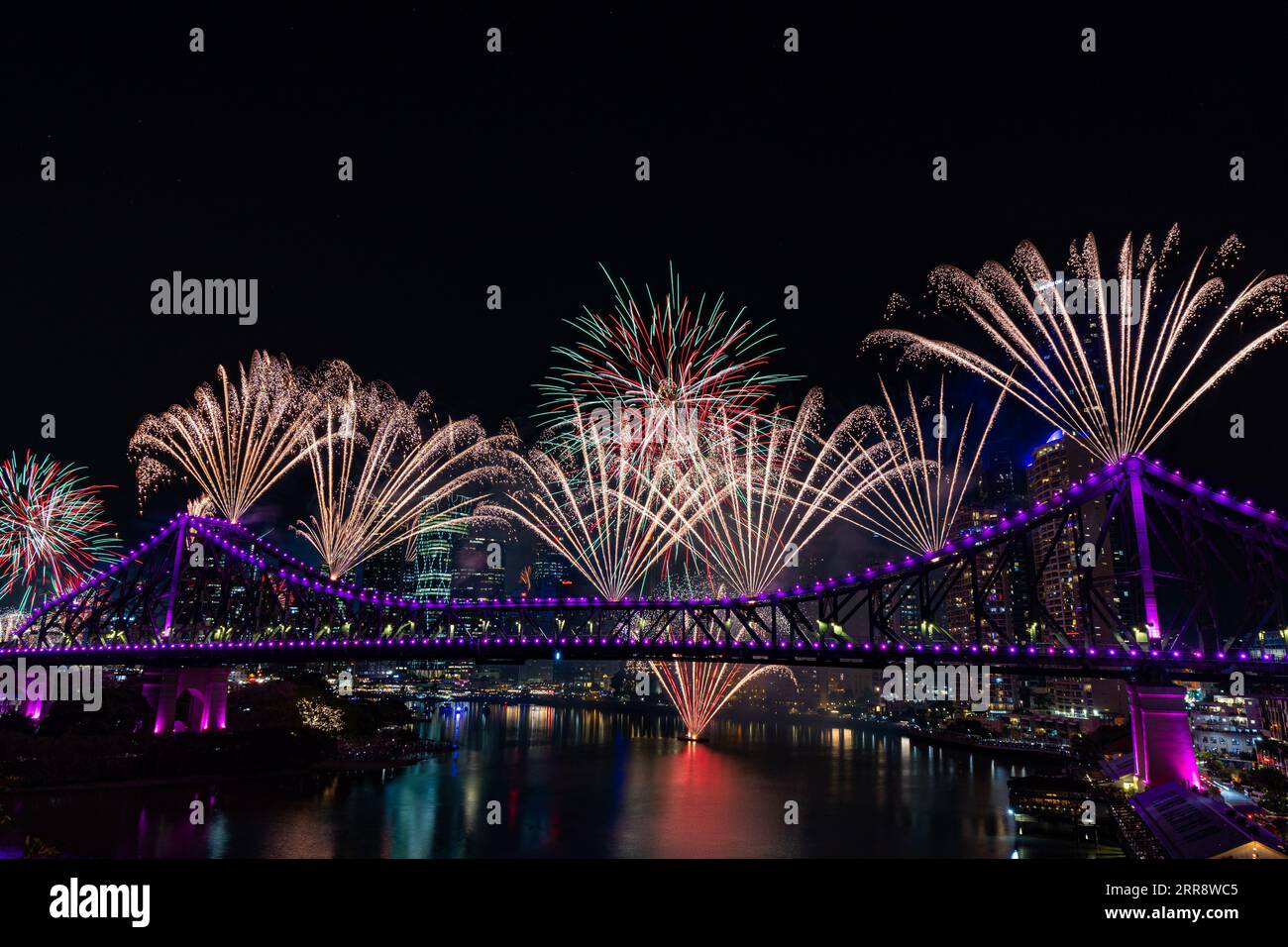 Fireworks display on the Brisbane River Story Bridge River Fire 2023 ...