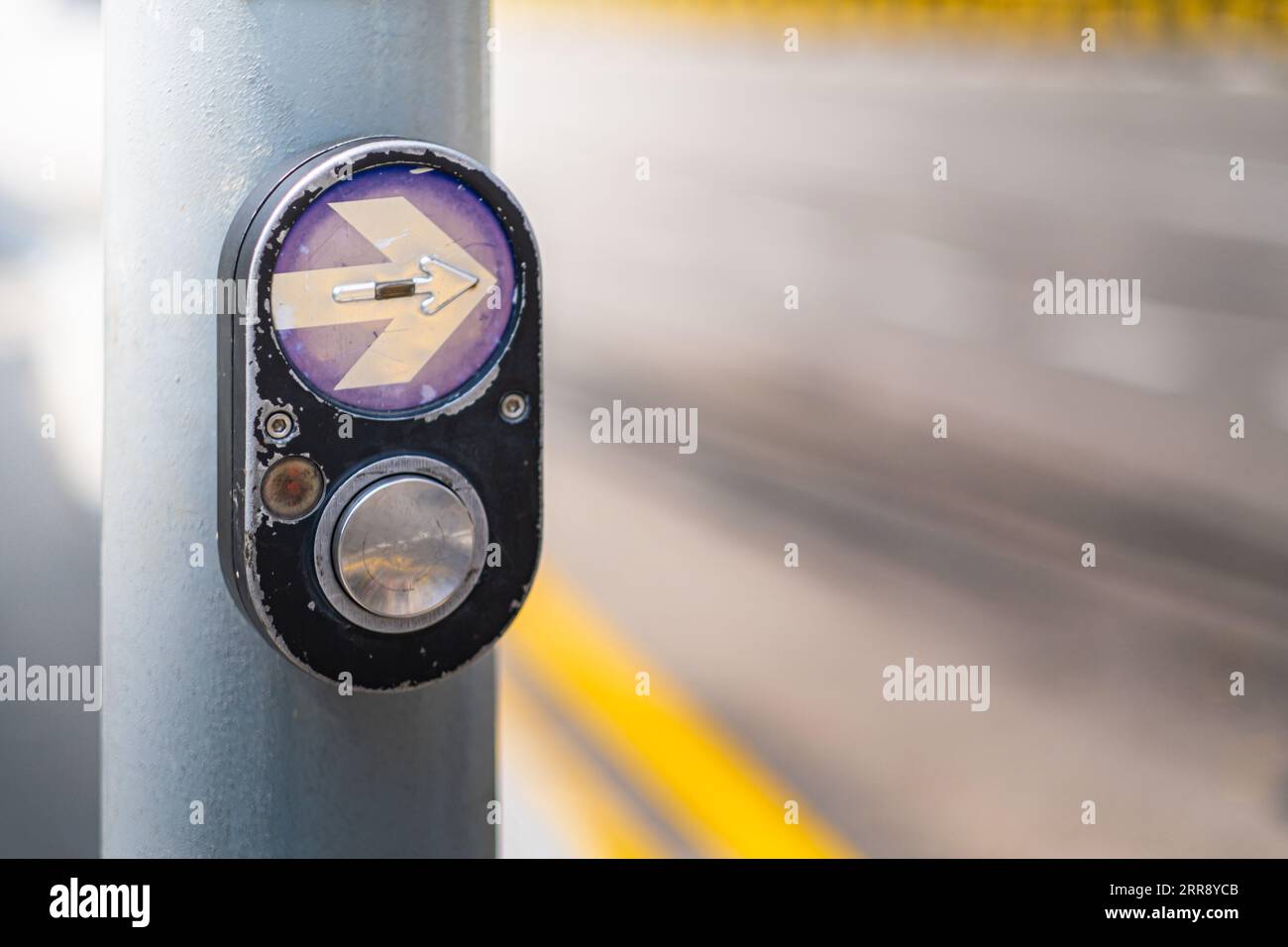 Traffic light button at a pedestrian crossing Stock Photo - Alamy