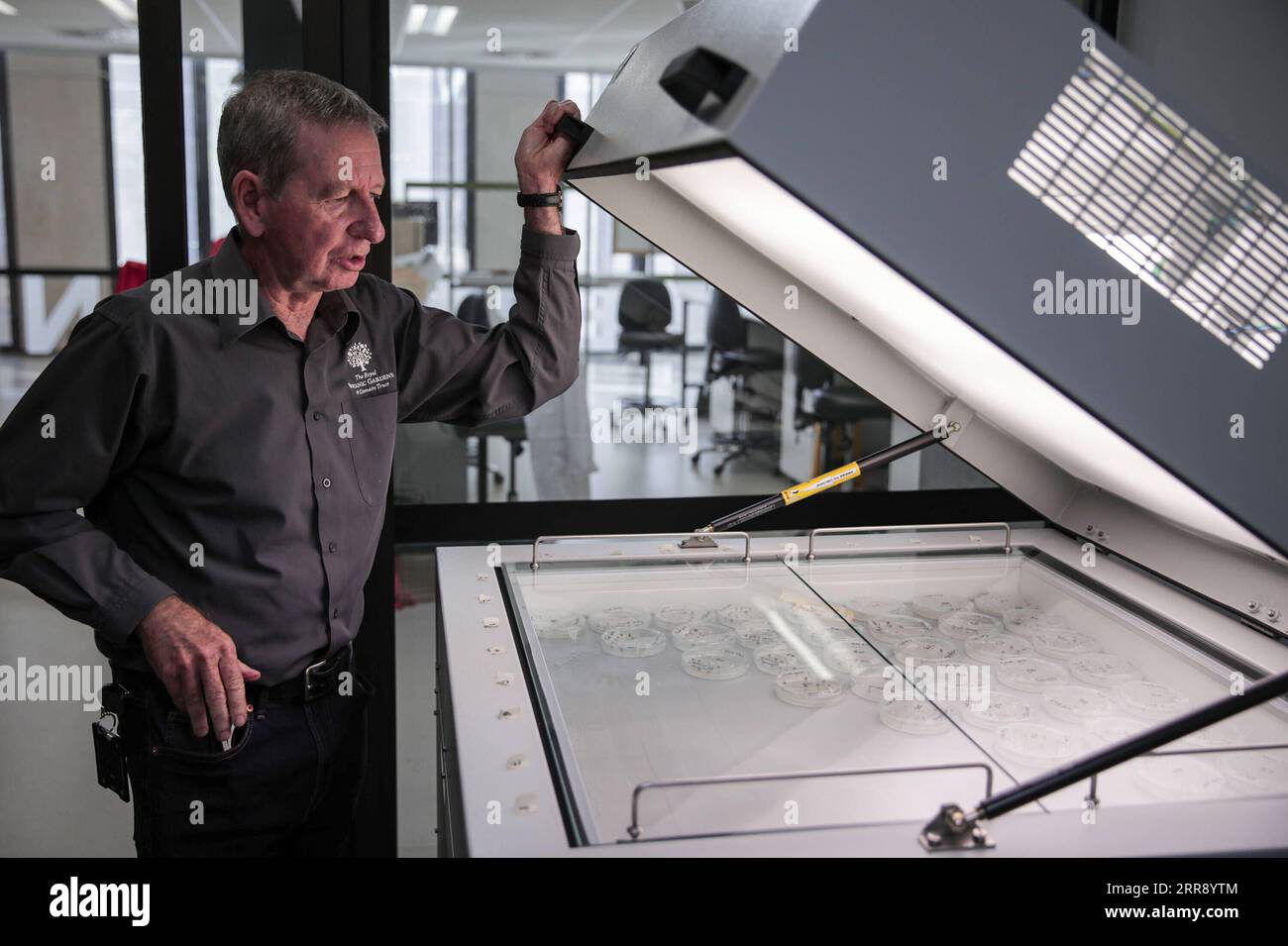210521 -- SYDNEY, May 21, 2021 -- Dr. Peter Cuneo, manager of the ...