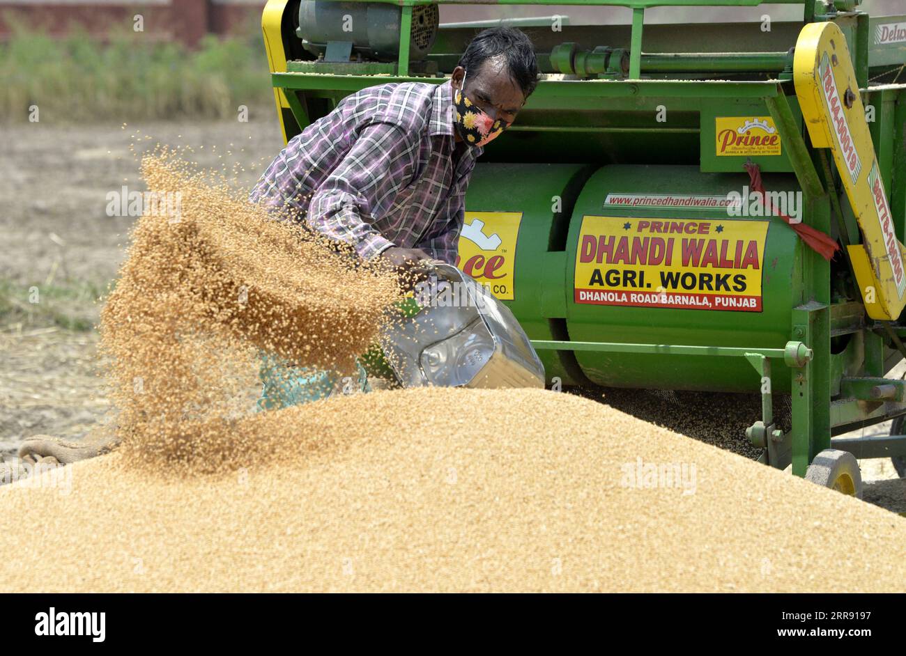 Free ration hi-res stock photography and images - Alamy