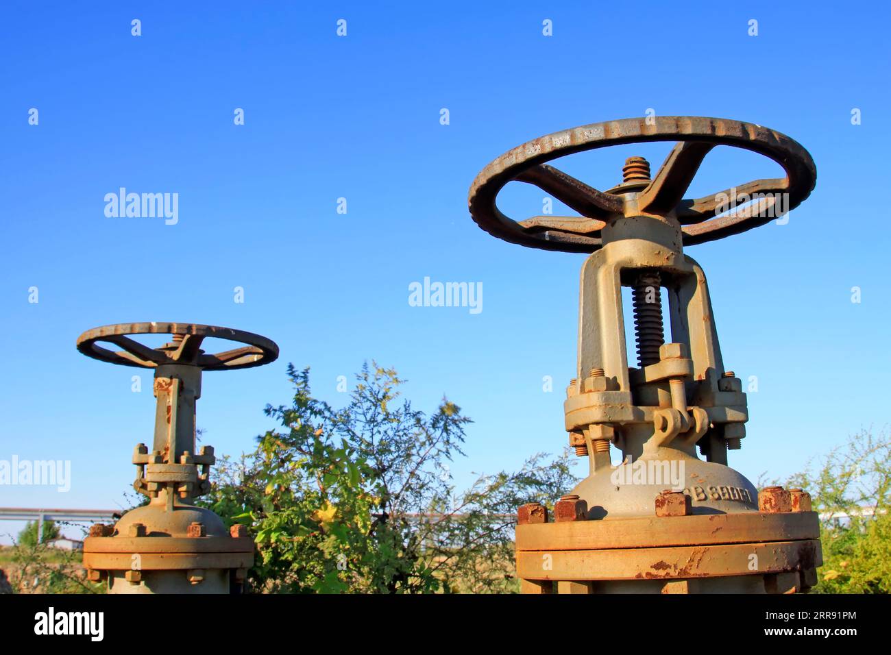 Control valve damage hi-res stock photography and images - Alamy