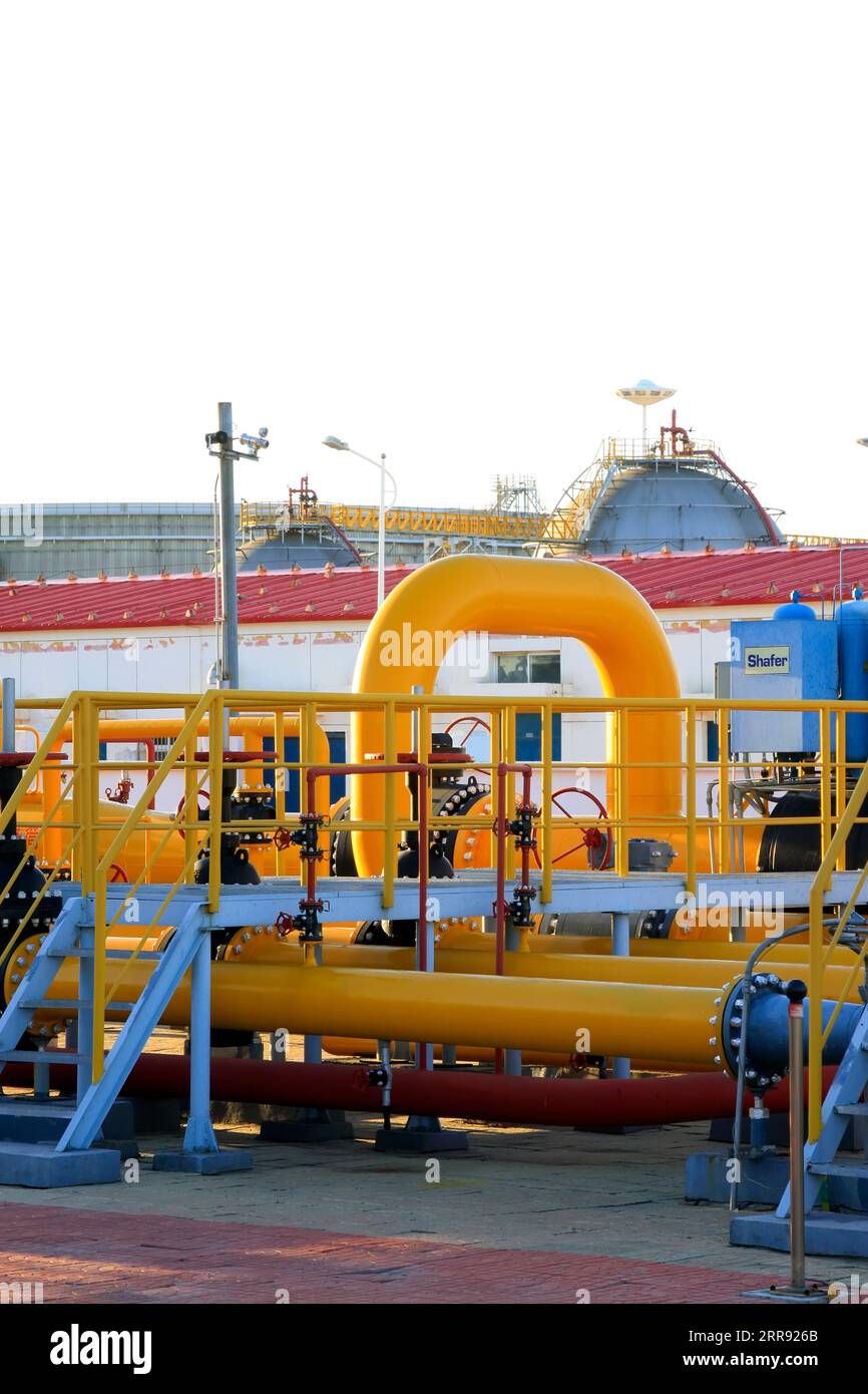 Petrochemical refinery china hi-res stock photography and images - Alamy