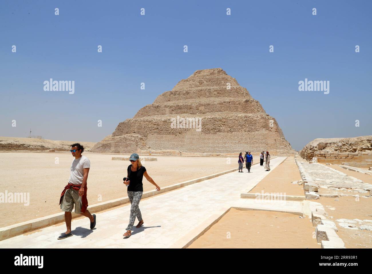210527 -- CAIRO, May 27, 2021 -- Tourists visit the Step Pyramid ...