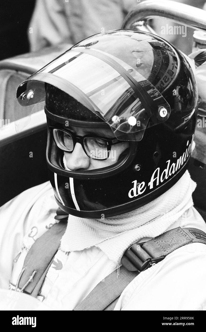 55° Targa Florio 1971 - Primo piano Andrea De Adamich # 2 Alfa Romeo 33 ...