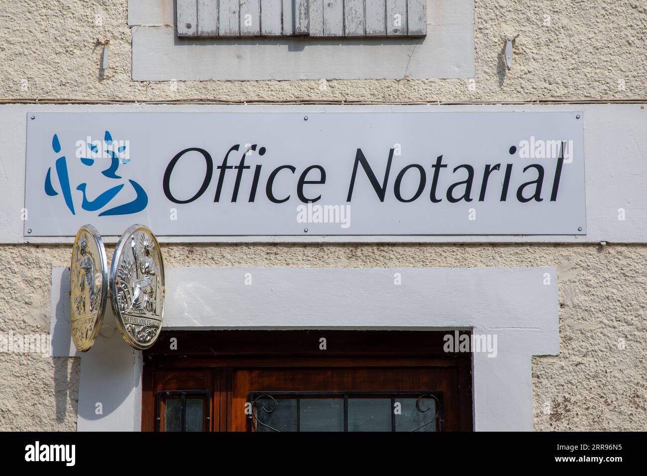Bordeaux , France - 09 01 2023 : office notarial french office entrance ...