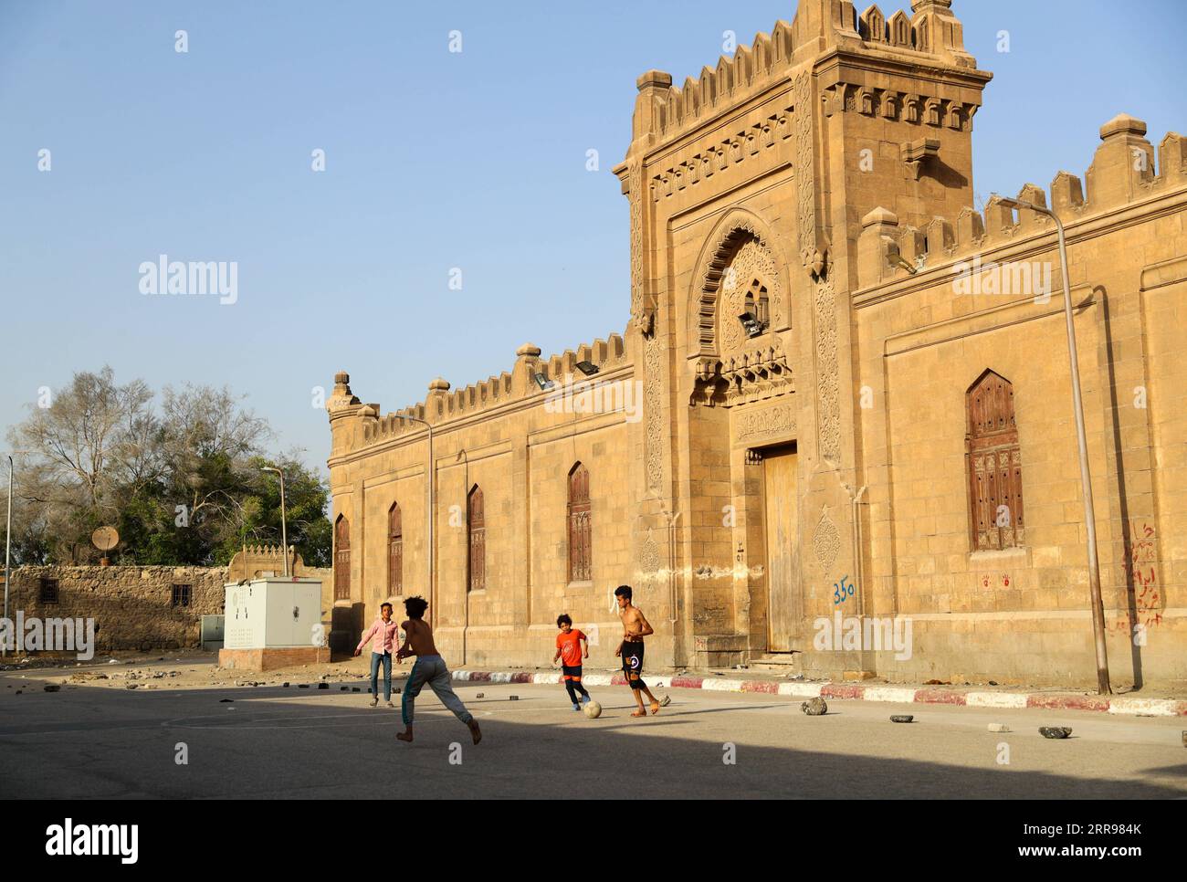 Football children egypt hi-res stock photography and images - Alamy