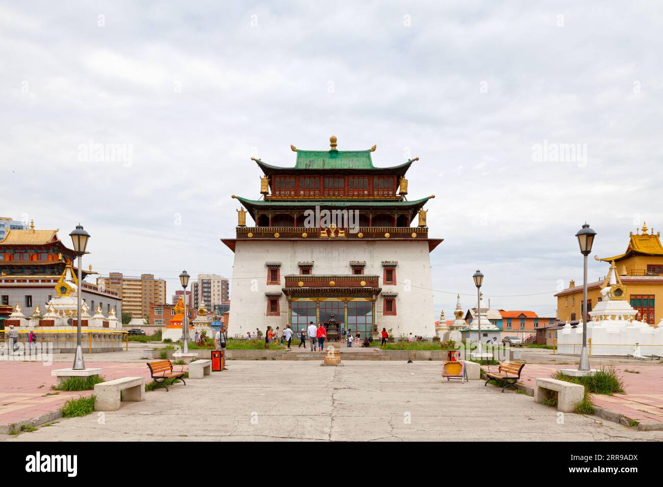 Gandan temple hi-res stock photography and images - Alamy