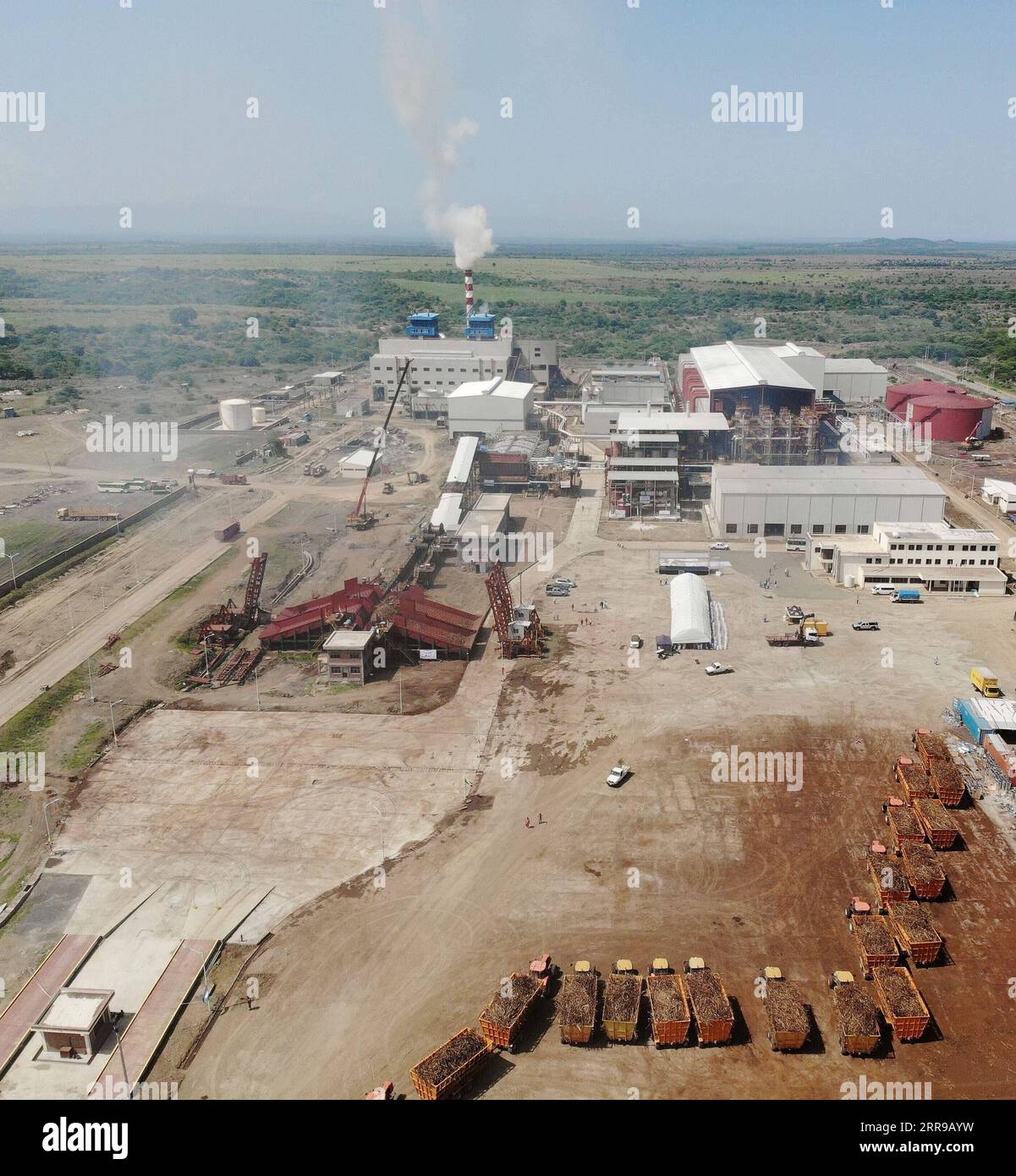 Chinese factory ethiopia hi-res stock photography and images - Alamy