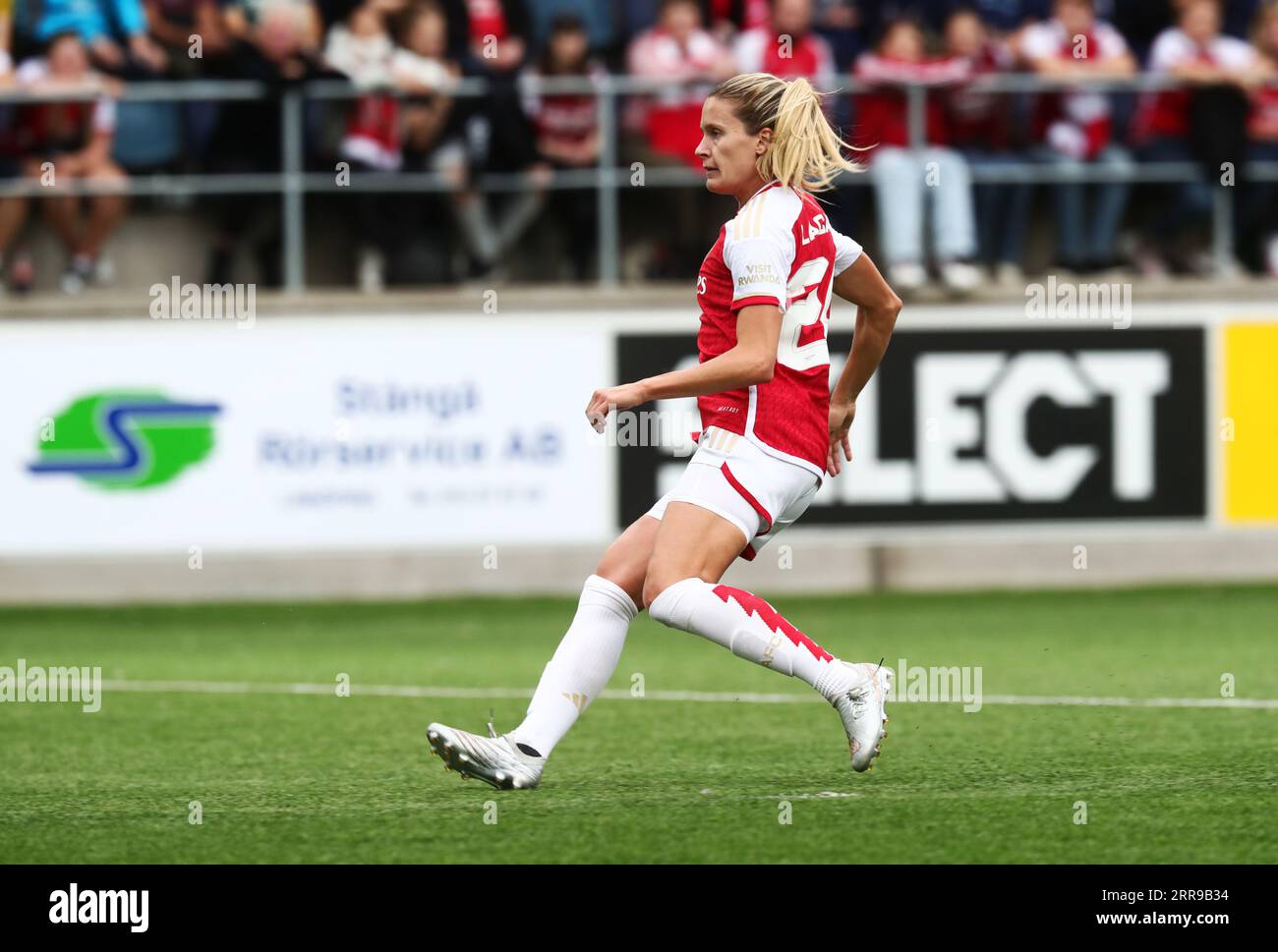 Arsenals no 24 Cloé Lacasse during Wednesday's match between Arsenal ...