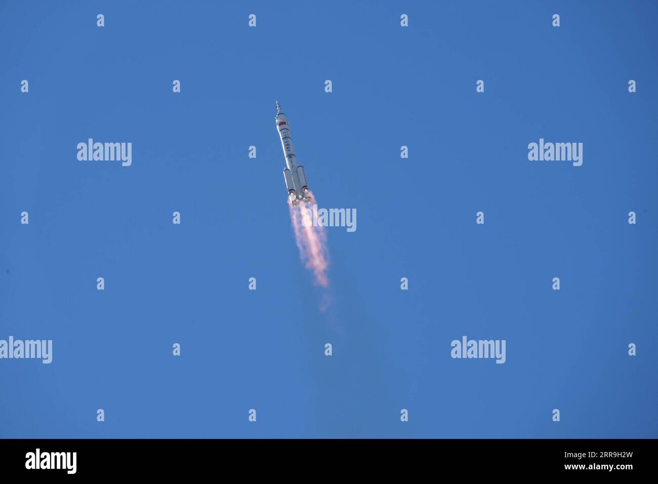 Long march 12 rocket hi-res stock photography and images - Alamy