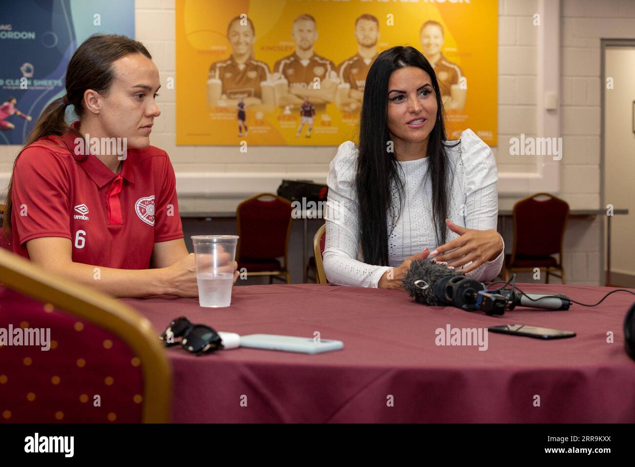 Eva heart hi-res stock photography and images - Alamy