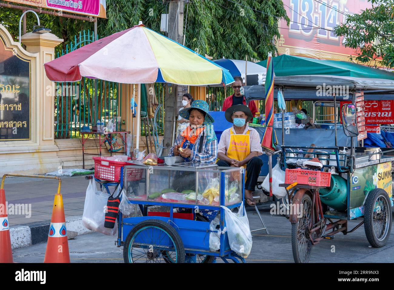 Snapshot of the Mahachai Market at the Chao Phraya River in the immediate vicinity of Bangkok in ...