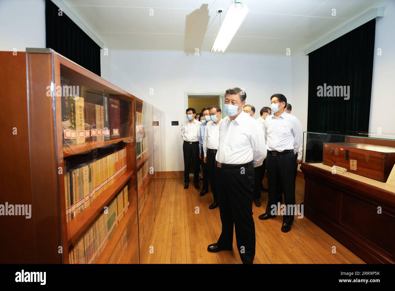 210626 -- BEIJING, June 26, 2021 -- Xi Jinping, Li Keqiang, Li Zhanshu ...