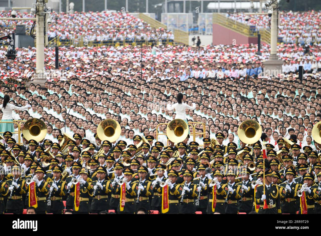 210701 -- BEIJING, July 1, 2021 -- Chorus members perform ahead of a ...