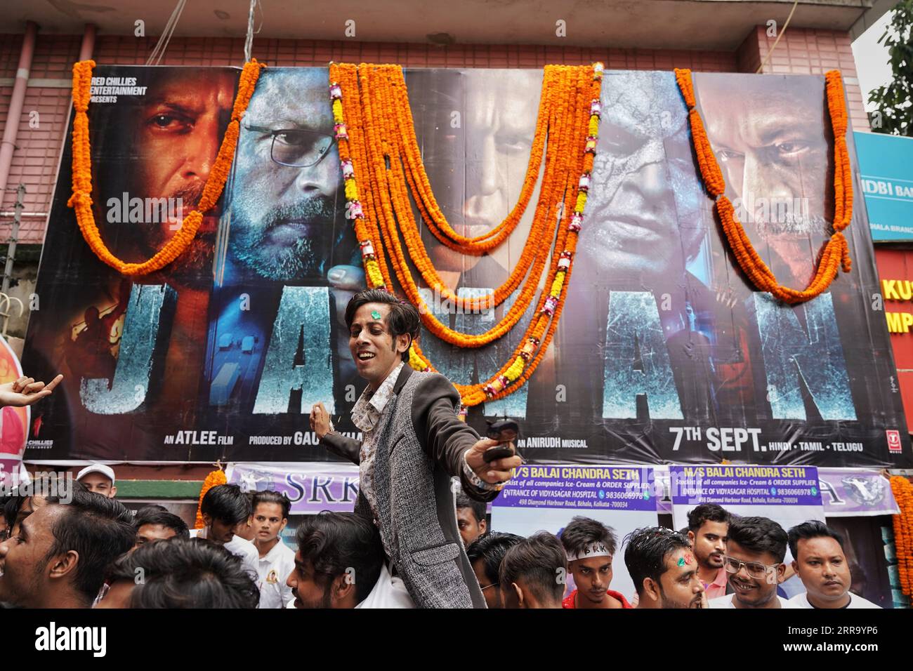Jawan movie hi-res stock photography and images - Alamy