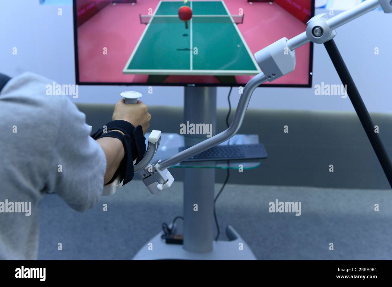 Rehabilitation robotics hi-res stock photography and images - Alamy