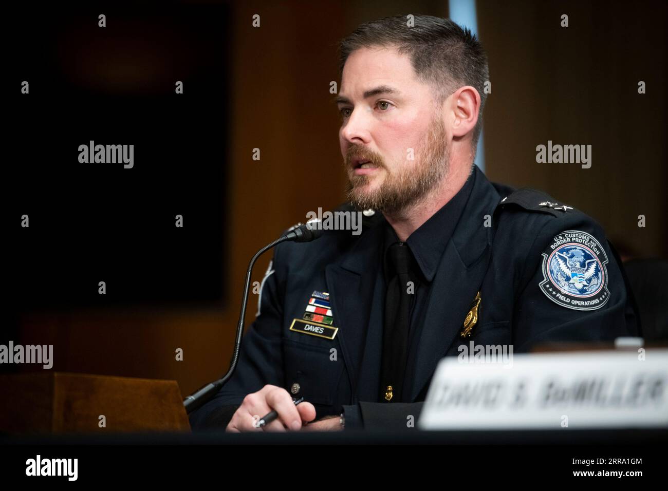 Border management hi-res stock photography and images - Alamy