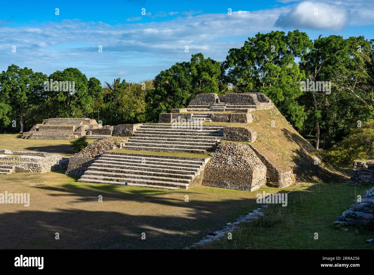 L-R: Temple of the Masonry Pillars, Structure A4, Structures B6 & B5 ...