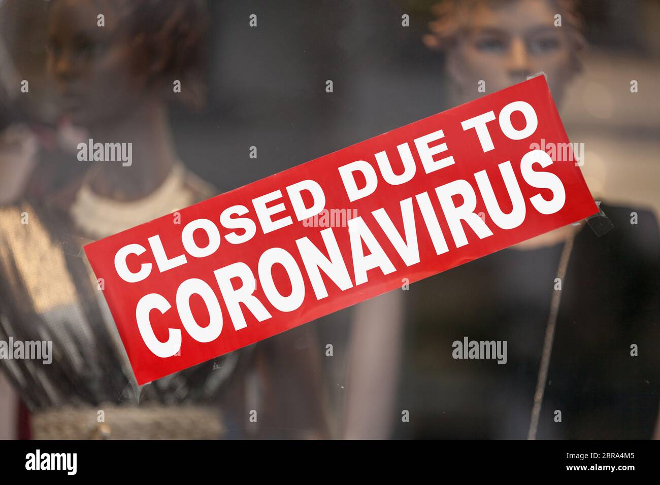 Shop closed due to illness hi-res stock photography and images - Alamy